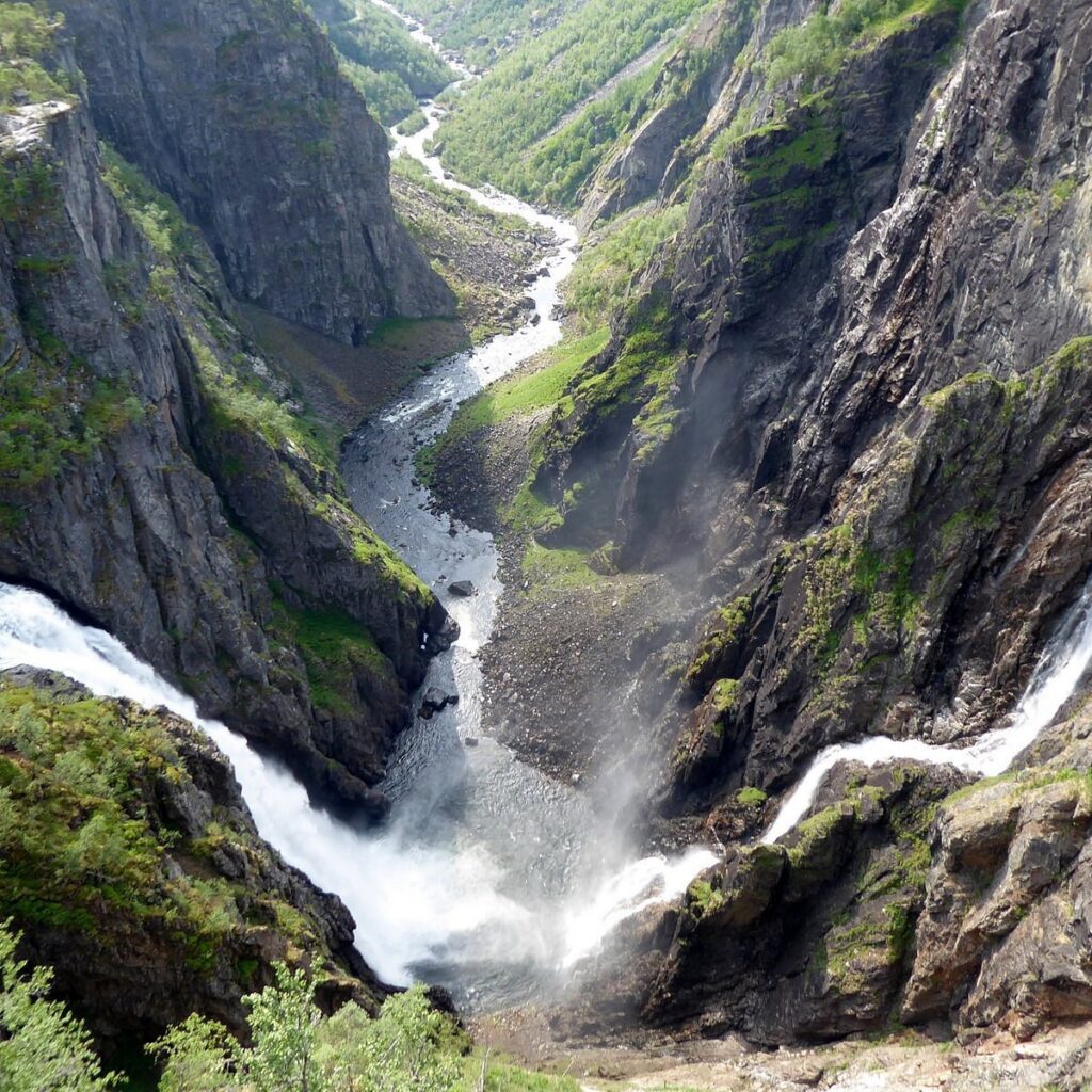 Opplevelser i Eidfjord – natur, aktiviteter og attraksjoner